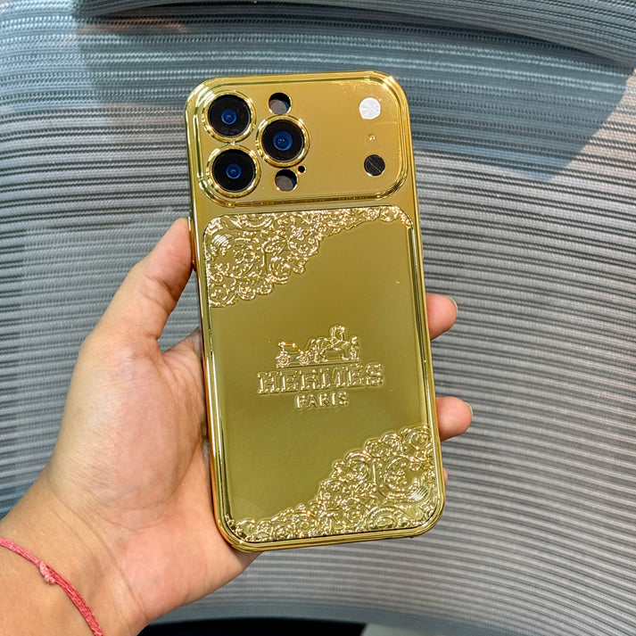 GoldMark Mirror iPhone 17 Series Case – The Phone Co